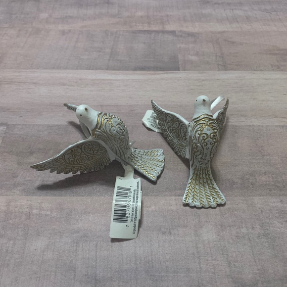 Hallmark | Holiday | Hallmark White And Gold Doves Set Nwt | Poshmark